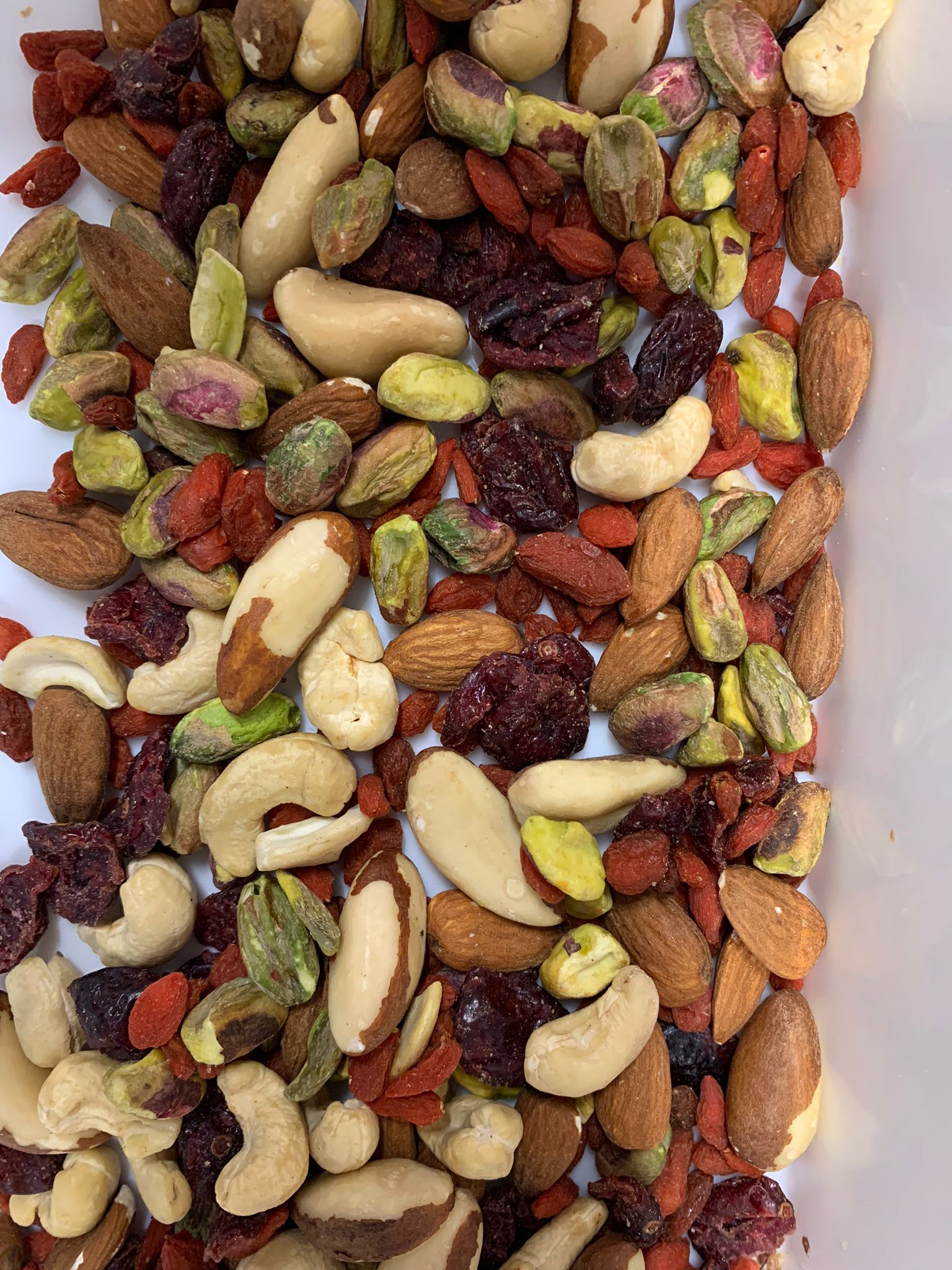 Super Nut & Berry Mix Garden Feathers Bird Supplies | Poultry Supplies ...